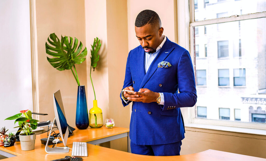 Write My Thesis with 100% Confidential Data - Qundeel.com